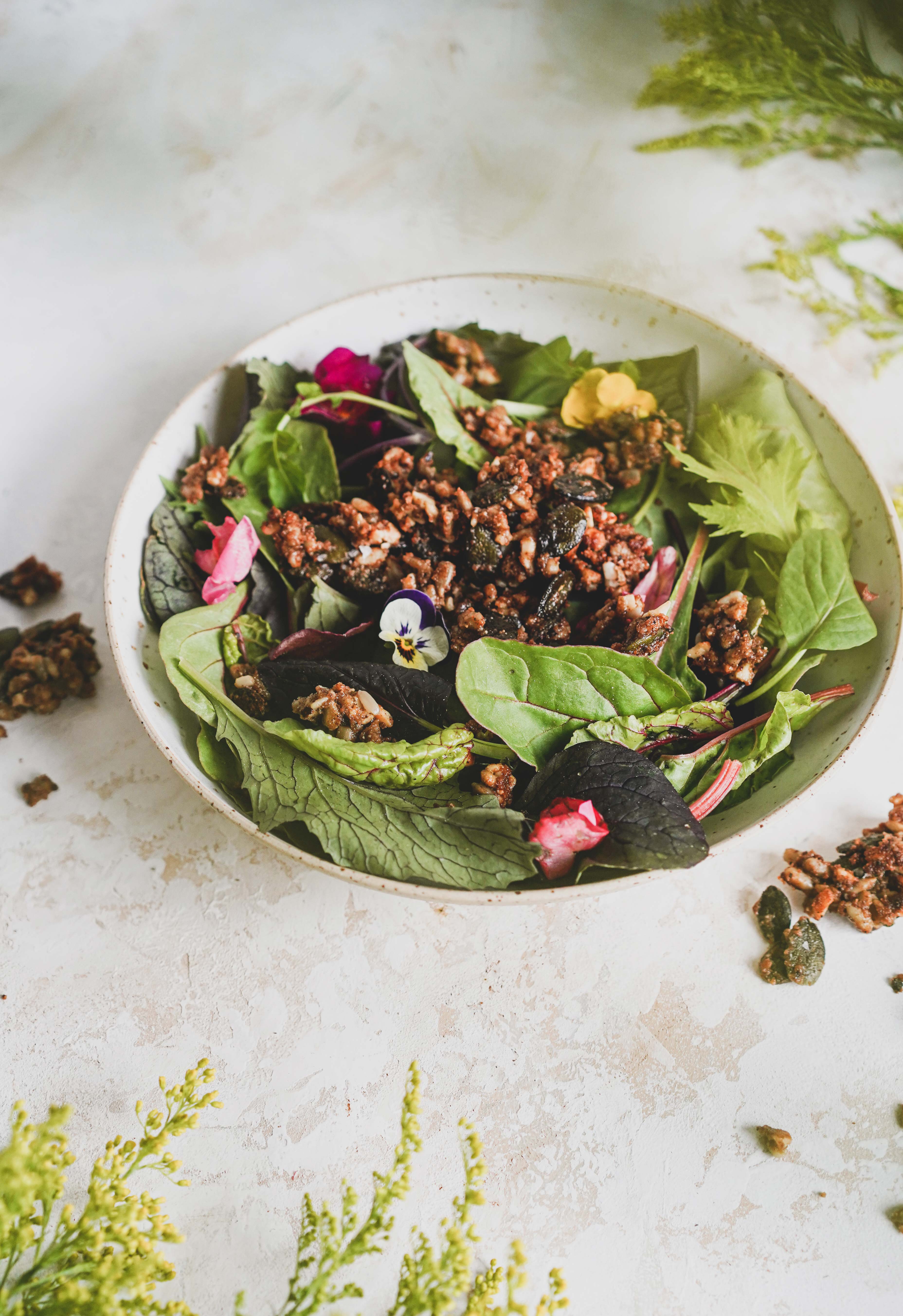 Crunchy Topping für Salat | REZEPTE | Midsona